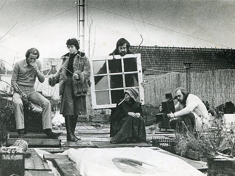 The Françoise van den Bosch Foundation - Art Jewelry Forum