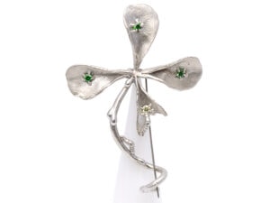 Cindy Cheng - Art Jewelry Forum