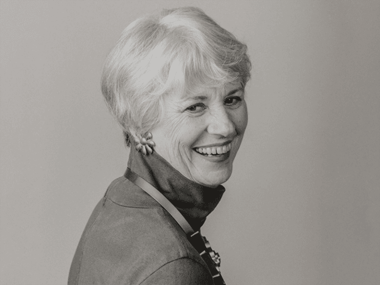 In Remembrance of Arline Fisch - Art Jewelry Forum